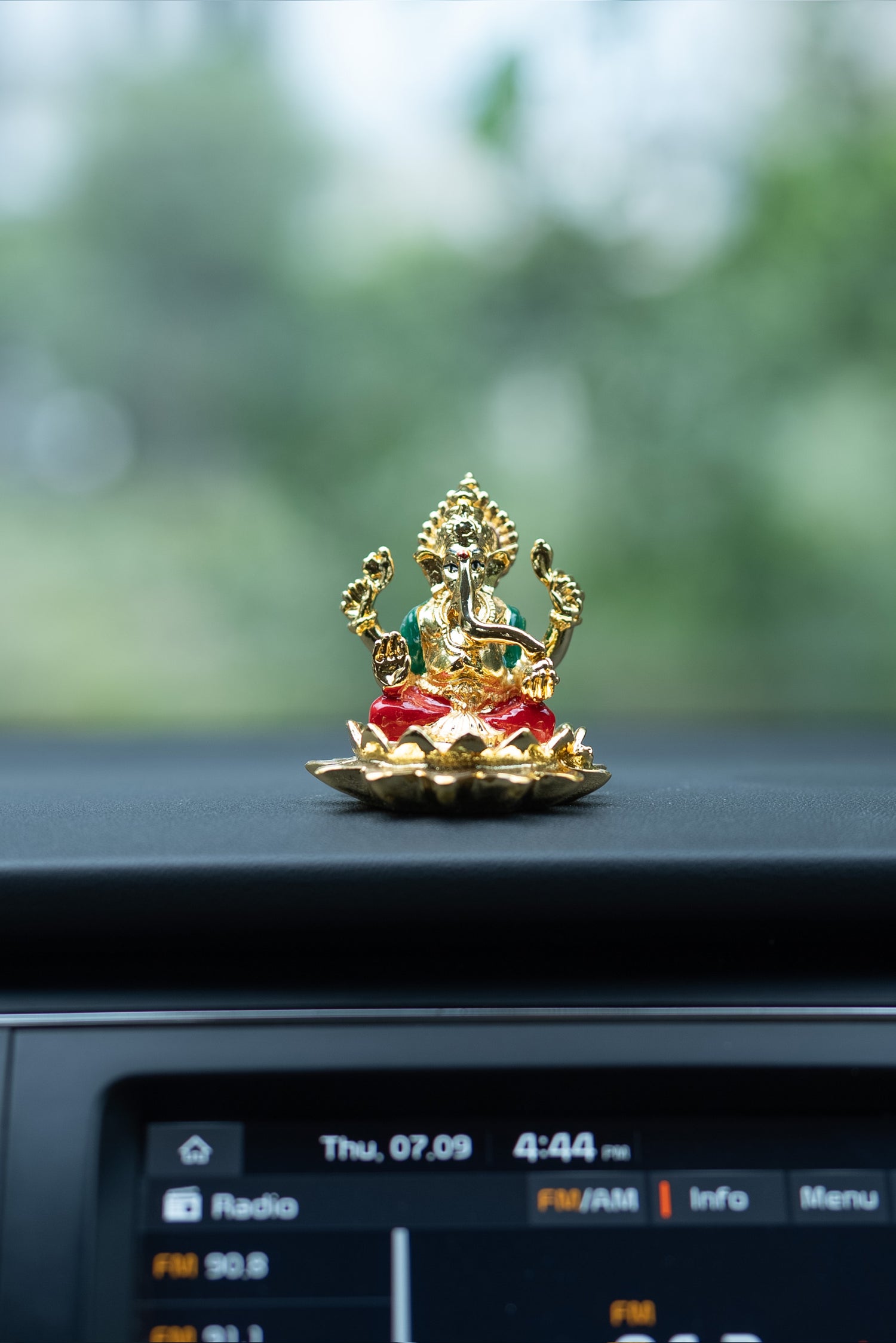Buy Authentic 24K Gold Plated Ganesha Idol Statue Online in India ...