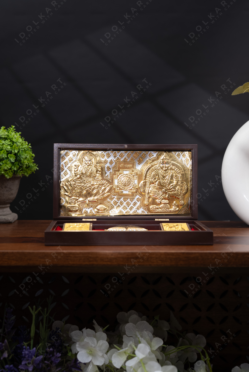 Buy Online Pocket Temple or Puja Box at Affordable Price